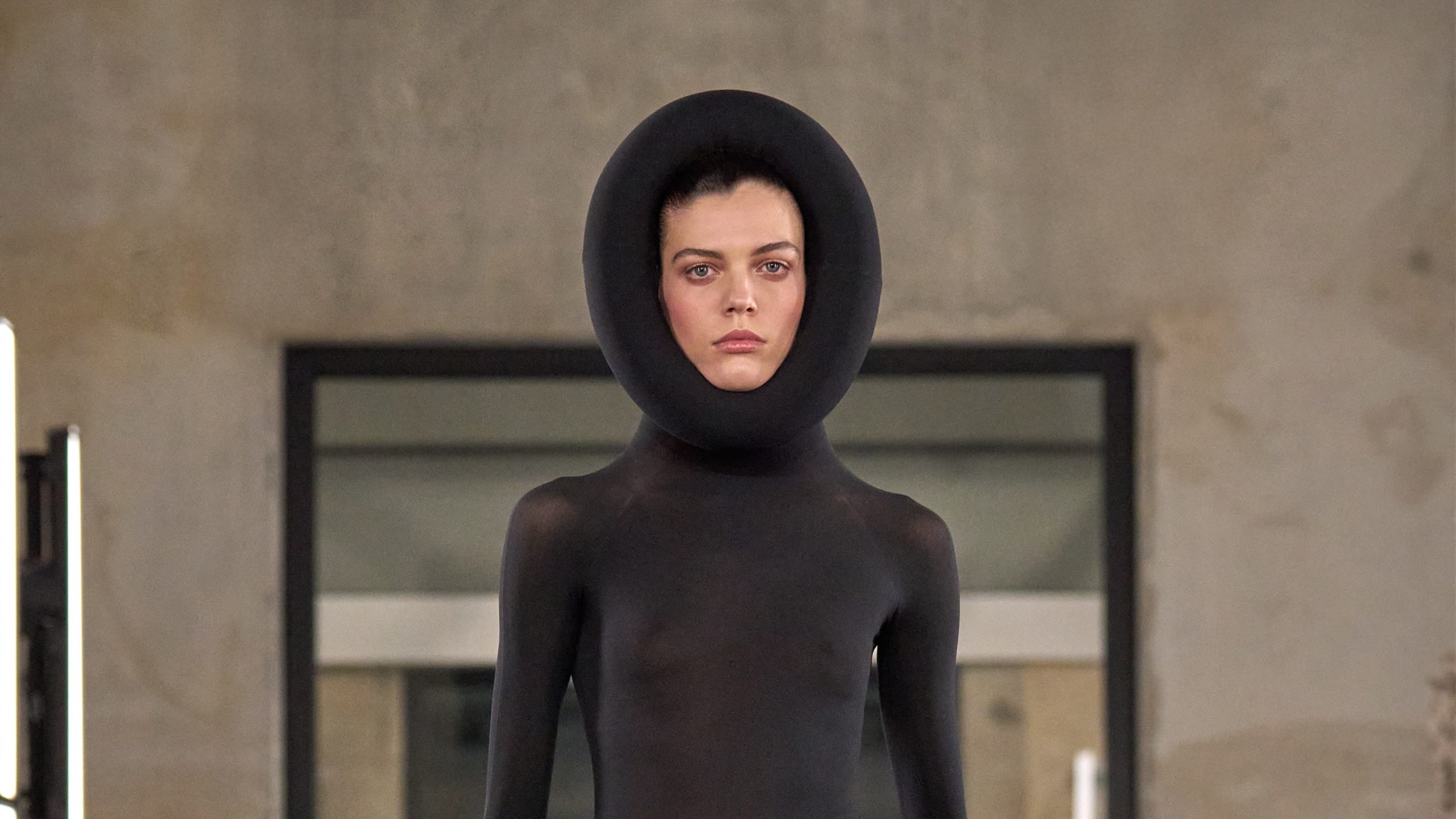 Alaïan Autumn 2025 Ready-to-Wear Collection – Asia Beauty Magazine